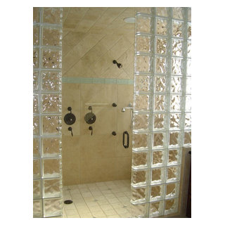 Walk-in Glass Block Shower with Decora pattern - Modern - Bathroom ...