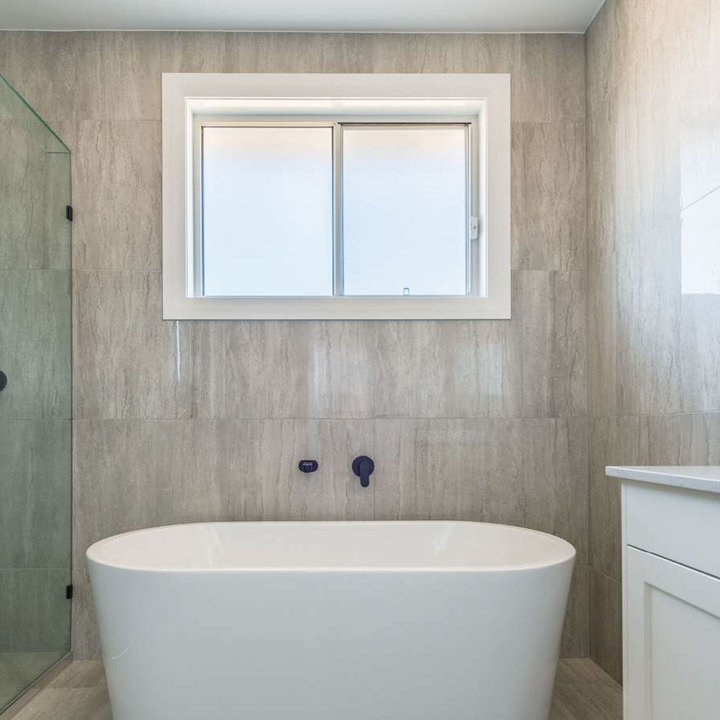 75 Beautiful White Sliding Aluminium Windows Home Design Ideas ...