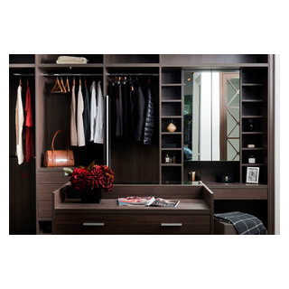 Anthracite Walk-in Dressing Room with built in Dressing Table ...