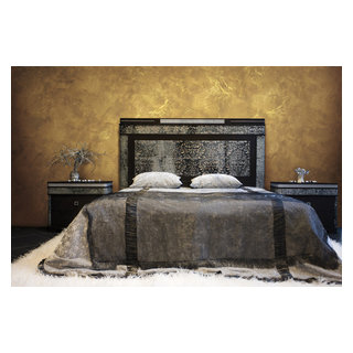 Aureum by Oikos - 24 K Gold Plaster - Traditional - Bedroom - Miami ...