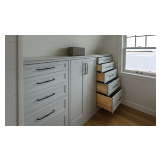 Built-in Bedroom Drawers and Cabinets - Traditional - Bedroom - Boston ...