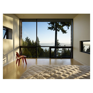 Chuckanut Ridge - Modern - Bedroom - Seattle - by Prentiss Balance ...