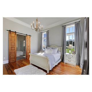 Classic Ingalls Farmhouse House Plan 9772 - Campagne - Chambre - New ...