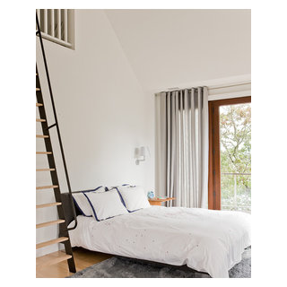 Cotuit Bay Residence - Contemporary - Bedroom - Boston - by Nicholaeff ...