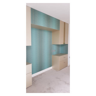 Green Geometry wardrobe solution - Contemporain - Chambre - Londres ...
