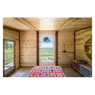 Heiwa Hut - Rustic - Bedroom - Denver - by Eckalizzi Design | Houzz