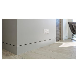 Recessed Baseboard - Modern - Bedroom - San Francisco - by Bekom Design ...