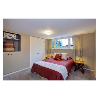 Magnolia Neighborhood Staging in Seattle - Traditional - Bedroom ...