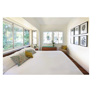 Master bedroom pop out window - Contemporary - Bedroom - Brisbane - by ...