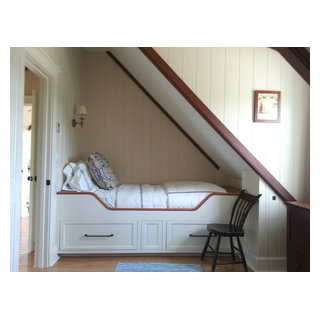 Monomoy - Beach Style - Bedroom - Boston - by McMullen & Associates | Houzz