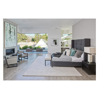 Oakwood - Contemporary - Bedroom - Los Angeles - by Boswell ...