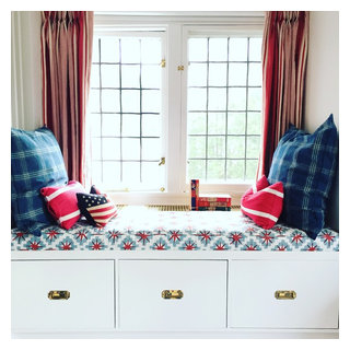 Red, White & Blue Book Nook - Farmhouse - Bedroom - New York - by Brass ...