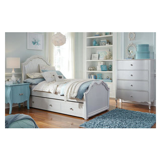 Teen Girls Bedrooms - Transitional - Bedroom - Minneapolis - by Totally ...
