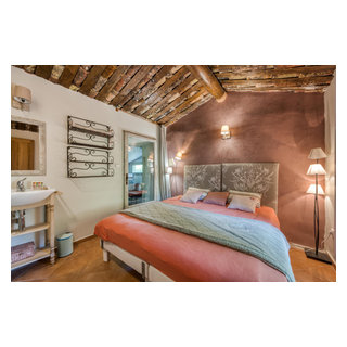 Rénovation complète cabanon provençal. - Farmhouse - Bedroom ...