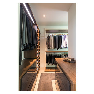 A Modern Smart House - Modern - Closet - Houston - by Cantoni | Houzz