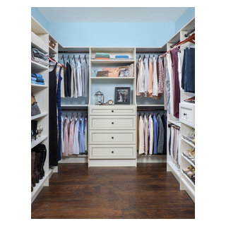 Antique White Walk-in Closet - Traditional - Closet - Toronto - by ...