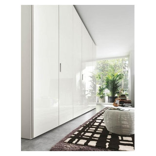 Closet and Door - Contemporary - Wardrobe - Miami - by Max Space Design ...