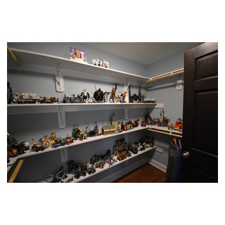 Closet with Space for Lego Creations - Klassisk - Opbevaring ...
