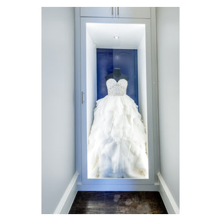 Custom Closet Wedding Dress Showcase - Modern - Closet - Houston - by ...