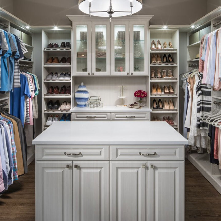75 Large Closet Ideas You'll Love - September, 2025 | Houzz