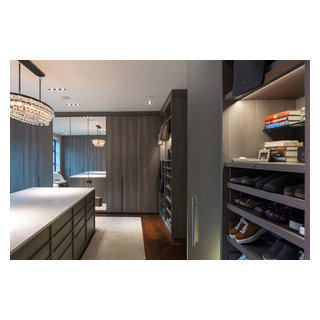 Her Dressing Room - Contemporary - Closet - DC Metro - by Sagart Studio ...