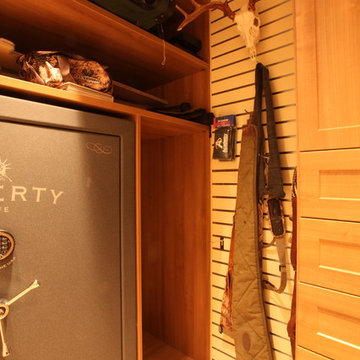 Hunting Closet - Photos & Ideas | Houzz