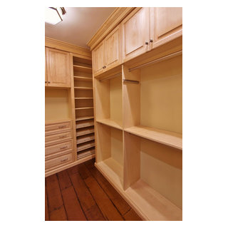 Maple his and her walk in closets - Traditional - Wardrobe - New York ...