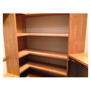 Maple Walk-in w/ irregular shape - Traditional - Closet - New York - by ...