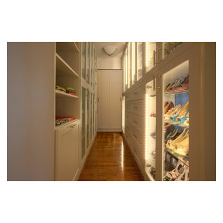 Walk In Closet 4 - Contemporary - Closet - New York - by Closet ...