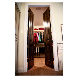 Walk-In Closet - Traditional - Closet - Austin - by Authentic Custom ...