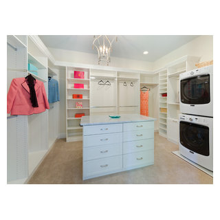 Walk-In Closet Organizers - Classique Chic - Armoire et Dressing ...