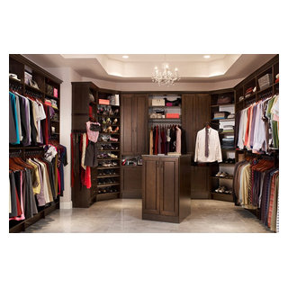 Walk-In Closets - Traditional - Wardrobe - Toronto - by Nieman Market ...
