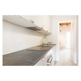 Cucina passante - Scandinavian - Kitchen - Milan - by MATTEO MARTINI ...