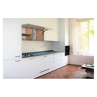 Cucina su misura pensili a tutta altezza - Contemporary - Kitchen ...