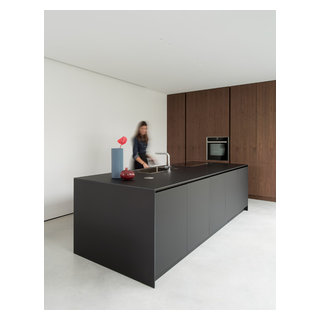 Modern Kitchen - Modern - Kitchen - Venice | Houzz