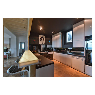Agencement Bar et Cuisine en pierre - Contemporary - Kitchen - Rennes ...