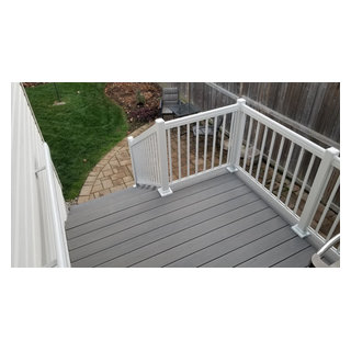 8' x 8' Composite Deck - Modern - Deck - Ottawa - by Mjolnir ...