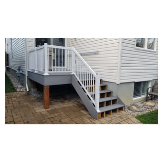 8' x 8' Composite Deck - Modern - Deck - Ottawa - by Mjolnir ...