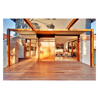 Cape Fear House - Modern - Deck - Sydney - by CplusC Architects ...