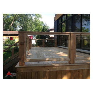 Cedar Glass Railing - Modern - Deck - Toronto - by User | Houzz