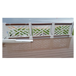 Chippendale Railing & Privacy Louvers - Beach Style - Deck - New York ...