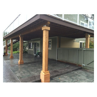 Clearview Railing , Composite Deck & Stamped Patio - Clásico - Terraza ...