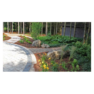 Custom Cedar Deck - Rustic - Landscape - Toronto - by User | Houzz