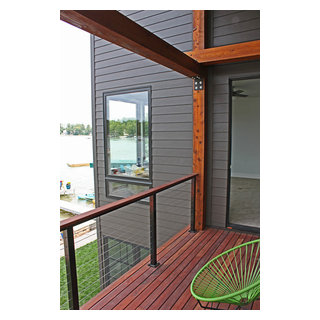 Fort Atkinson, WI: Lake House Deck Railing - Modern - Deck - Seattle ...