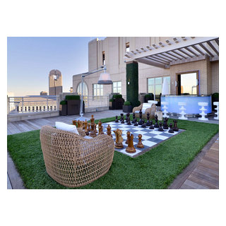 Giant Chess Set on a Dallas Rooftop - Contemporary - Deck - Dallas - by ...