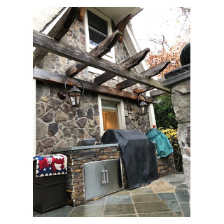 Bluestone counter and Grill with Arbor and Gas lamps - Craftsman ...