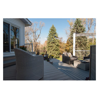 Jessica & Jeff's Deck - Contemporary - Deck - Toronto - by Paul ...