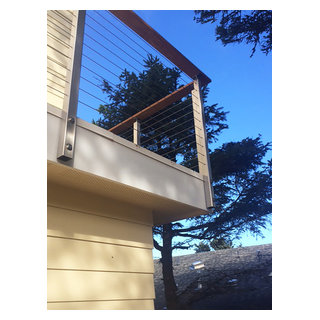 Lincoln City, OR: Stainless Steel Square Posts, Cable, & Fittings for ...