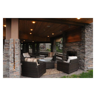 Lower seating area - Modern - Deck - Edmonton - by Bold Design Inc | Houzz