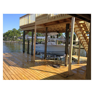 Marlin Key Dock - Beach Style - Deck - Miami - by Seale Quality ...